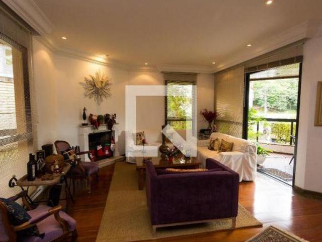 Apartamento à Venda Real Parque, 3 Quartos, 246 m² São Paulo