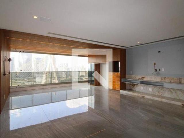 Apartamento à Venda Real Parque, 3 Quartos, 252 m2