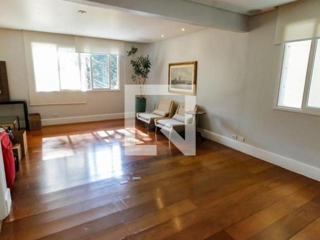 Apartamento à Venda Real Parque, 4 Quartos, 183 m2