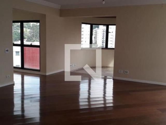 Apartamento à Venda Real Parque, 4 Quartos, 212 m2