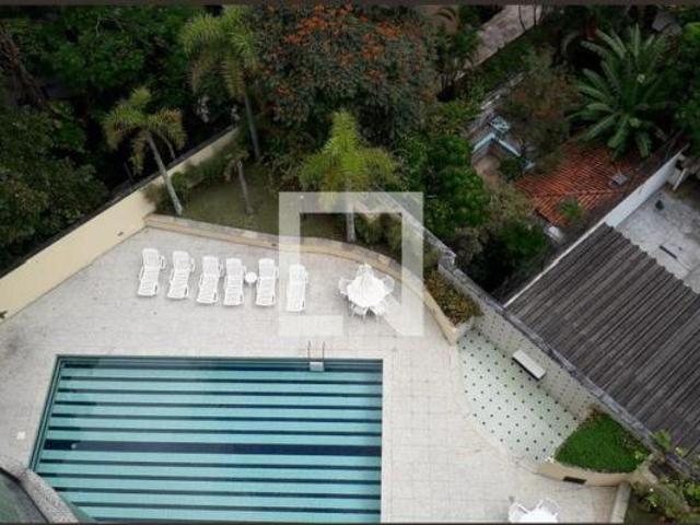 Apartamento à Venda Real Parque, 4 Quartos, 212 m2