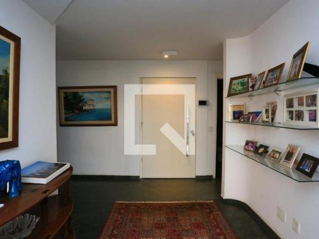 Apartamento à Venda Real Parque, 4 Quartos, 227 m2