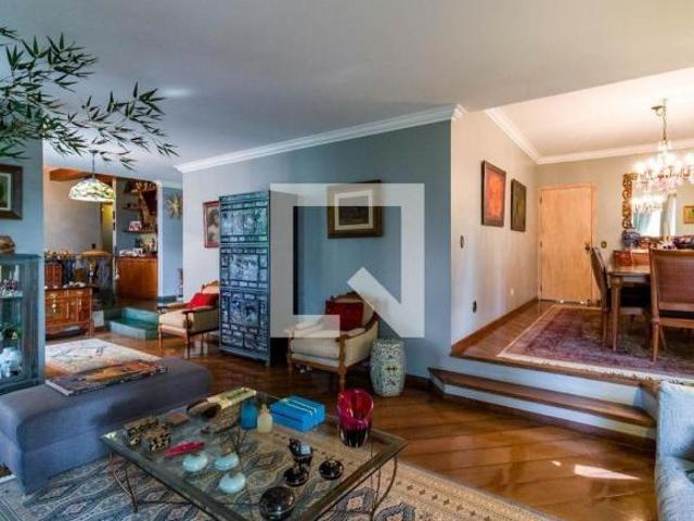 Apartamento à Venda Real Parque, 4 Quartos, 230 m2