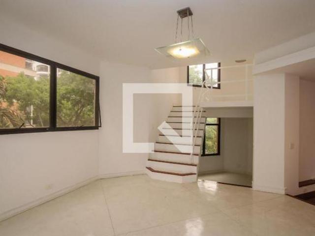 Apartamento à Venda Real Parque, 4 Quartos, 260 m2