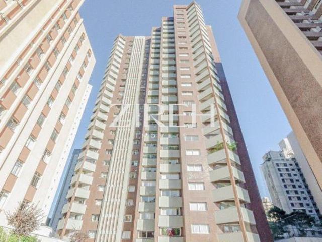 APARTAMENTO À VENDA REFORMADO AO LADO DO CLUBE CURITIBANO
