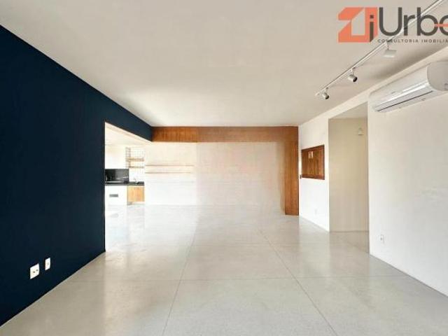 Apartamento à venda reformado na Vila Romana com 162m², 3 vagas próximo à Avenida Sumaré