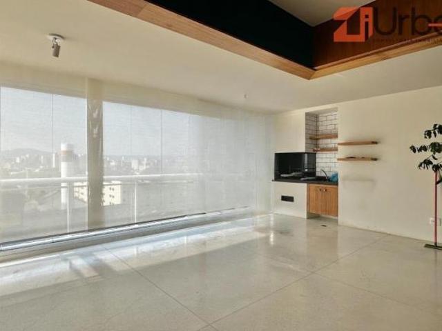 Apartamento à venda reformado na Vila Romana com 162m², 3 vagas próximo à Avenida Sumaré