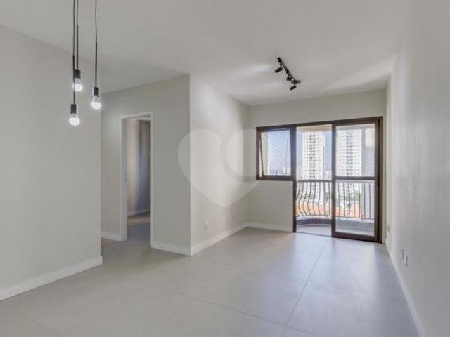 Apartamento a venda reformado no Jardim Marajoara