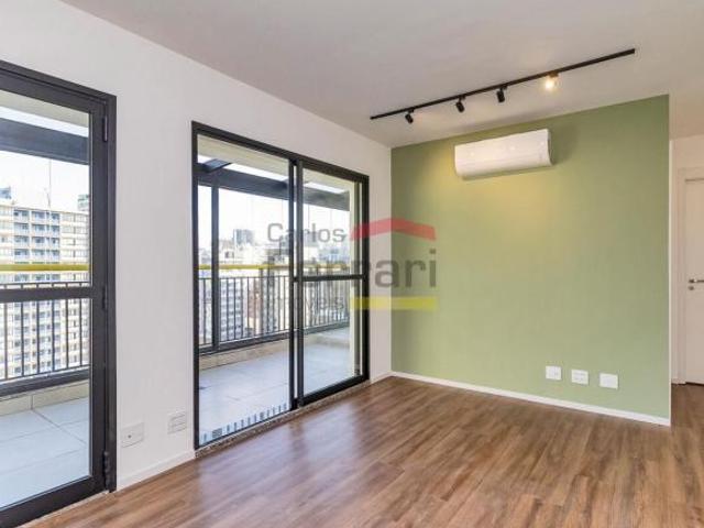 Apartamento a venda, Reformado Santa Cecilia, 70m2 1 dormitório, Garagem