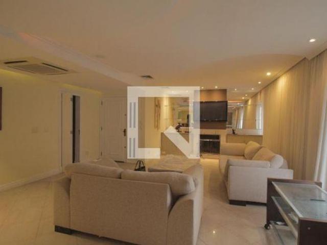 Apartamento à Venda Rio Branco, 3 Quartos, 650 m² Porto Alegre
