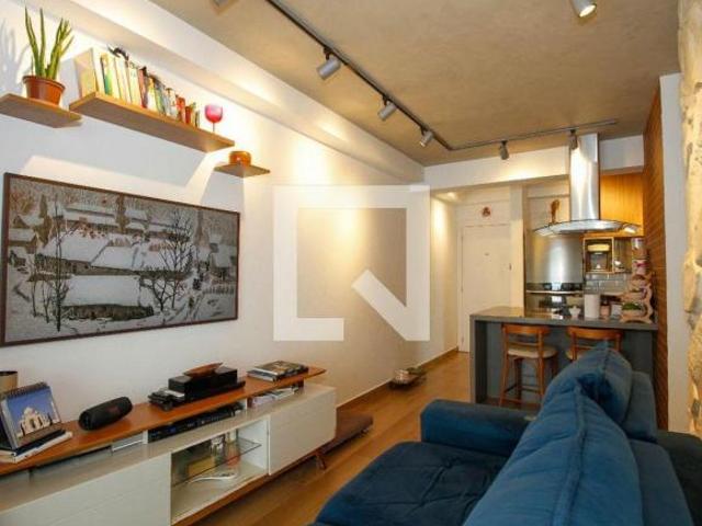 Apartamento à Venda Sumaré, 2 Quartos, 70 m2