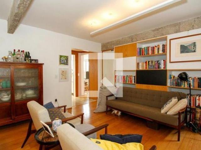 Apartamento à Venda Sumaré, 2 Quartos, 84 m2