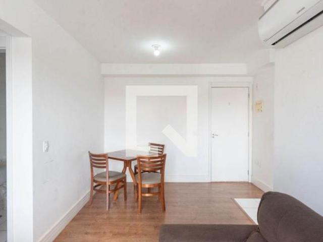 Apartamento à Venda São Bernardo, 2 Quartos, 70 m2