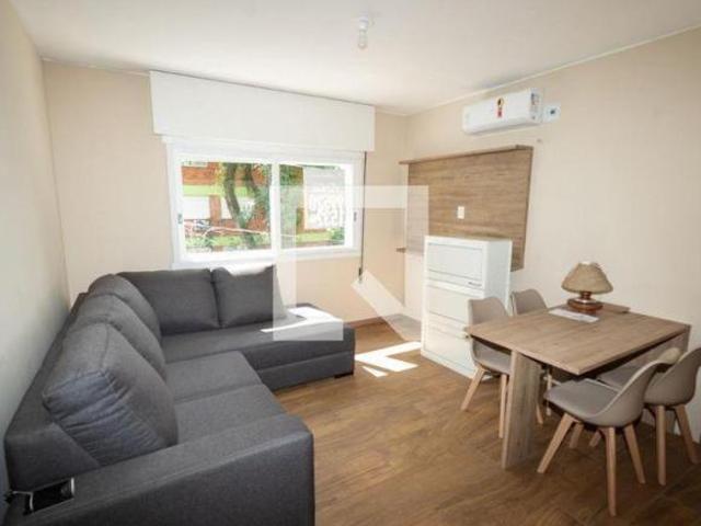 Apartamento à Venda São Geraldo, 2 Quartos, 75 m² Porto Alegre