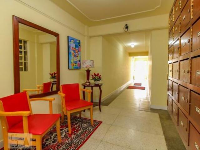 Apartamento à Venda São João, 2 Quartos, 47 m² Porto Alegre