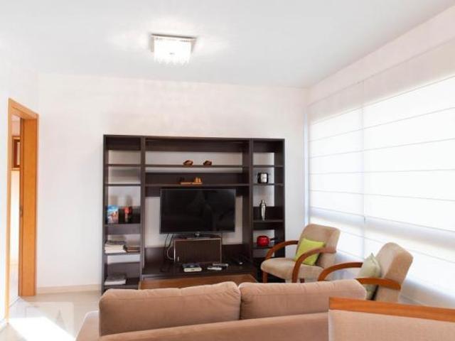 Apartamento à Venda São João, 2 Quartos, 80 m² Porto Alegre