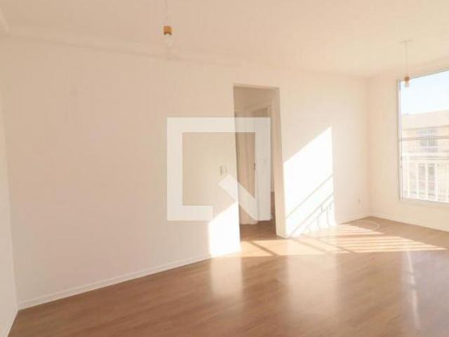 Apartamento à Venda São Pedro, 2 Quartos, 45 m2
