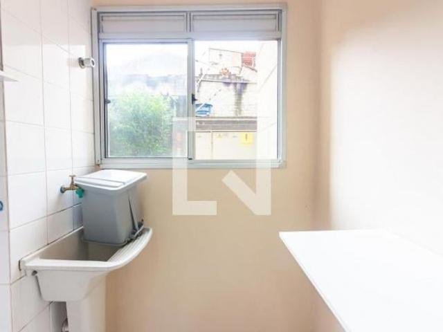 Apartamento à Venda São Pedro, 2 Quartos, 49 m2