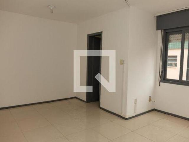 Apartamento à Venda São Sebastião, 1 Quarto, 29 m² Porto Alegre