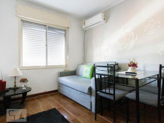 Apartamento à Venda São Sebastião, 1 Quarto, 43 m² Porto Alegre