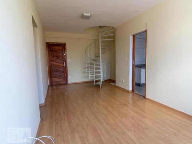 Apartamento à Venda Sagrada Família, 2 Quartos, 120 m² Belo Horizonte