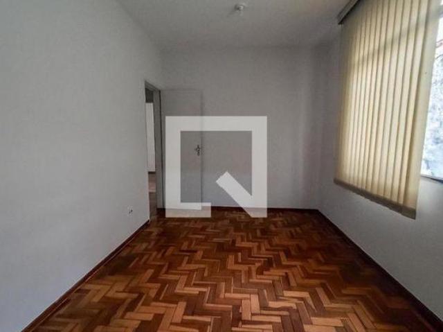 Apartamento à Venda Sagrada Família, 2 Quartos, 65 m2