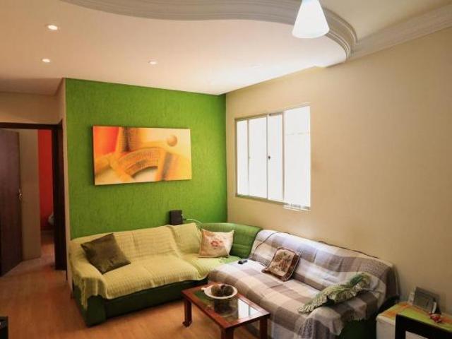 Apartamento à Venda Sagrada Família, 3 Quartos, 75 m2