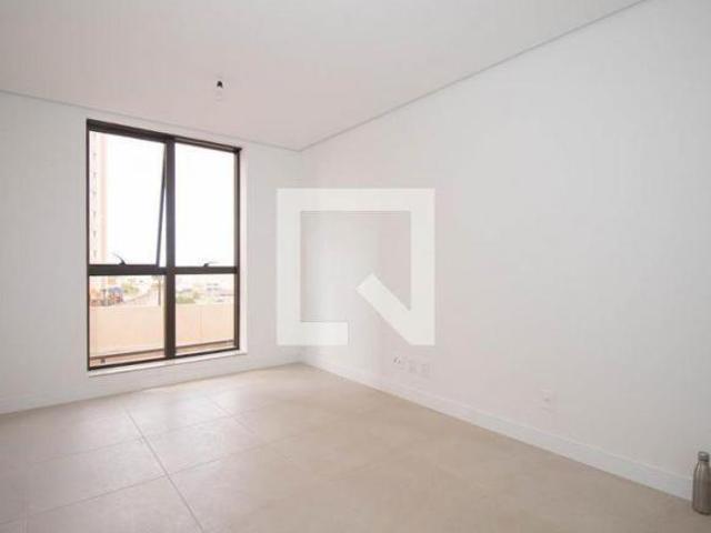 Apartamento à Venda Samambaia, 3 Quartos, 70 m² Brasília