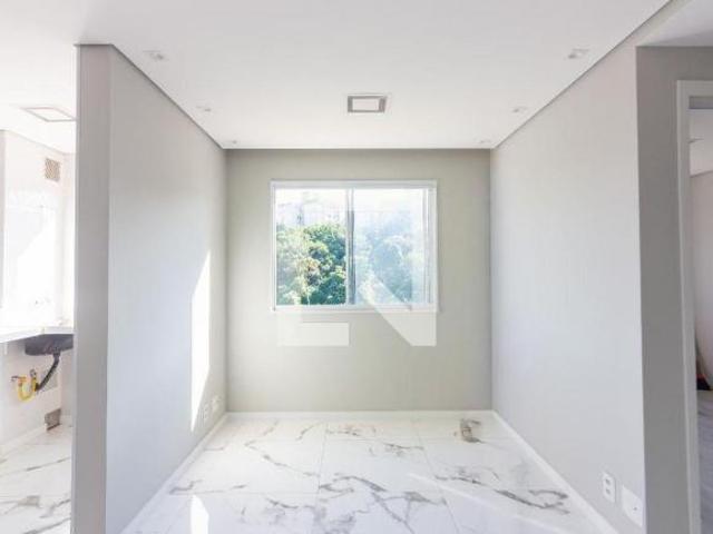 Apartamento à Venda Santa Maria, 2 Quartos, 44 m2