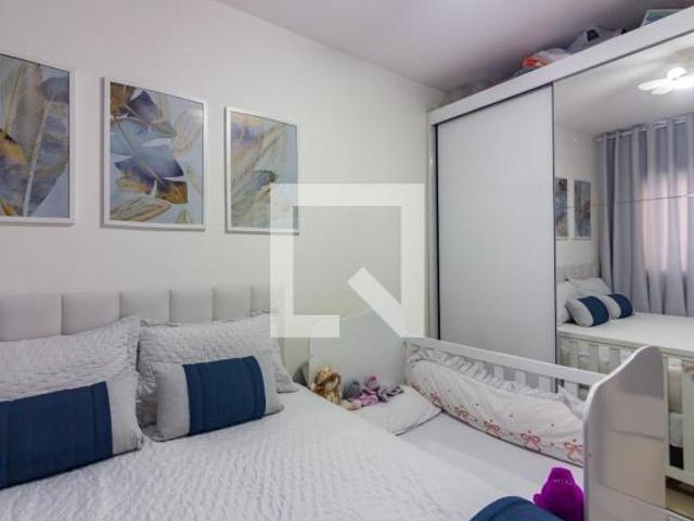 Apartamento à Venda Santa Maria, 2 Quartos, 48 m2