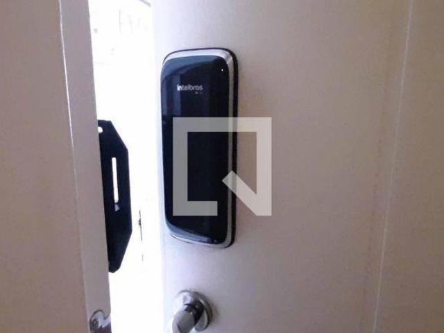 Apartamento à Venda Santa Maria, 2 Quartos, 48 m2