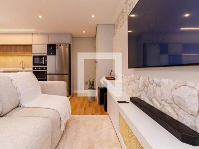 Apartamento à Venda Santa Maria, 2 Quartos, 58 m2