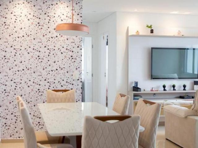Apartamento à Venda Santa Maria, 2 Quartos, 65 m2