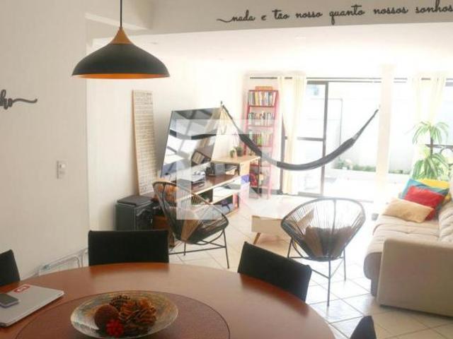 Apartamento à Venda Santa Maria, 3 Quartos, 136 m2