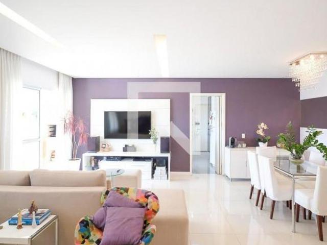 Apartamento à Venda Santa Maria, 3 Quartos, 143 m2