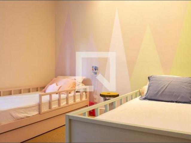Apartamento à Venda Santa Cecília, 3 Quartos, 195 m2