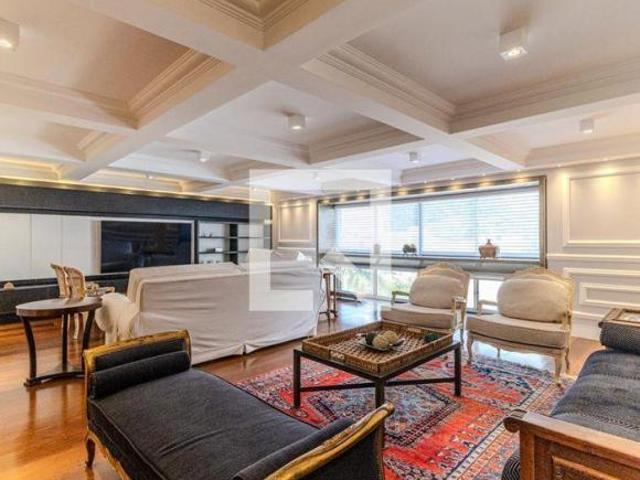 Apartamento à Venda Santa Cecília, 3 Quartos, 240 m2
