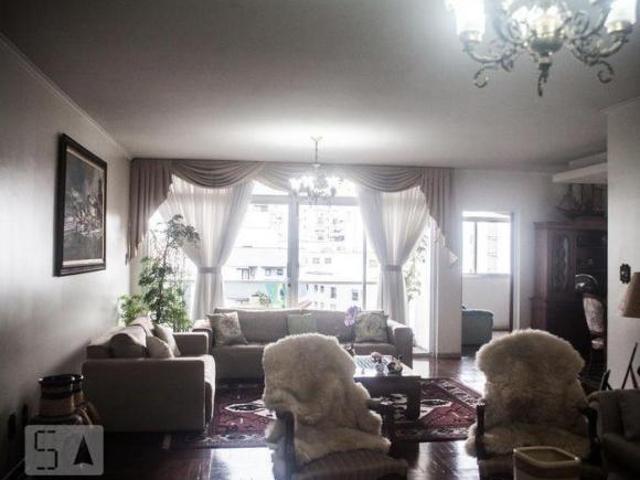 Apartamento à Venda Santa Cecília, 3 Quartos, 240 m2