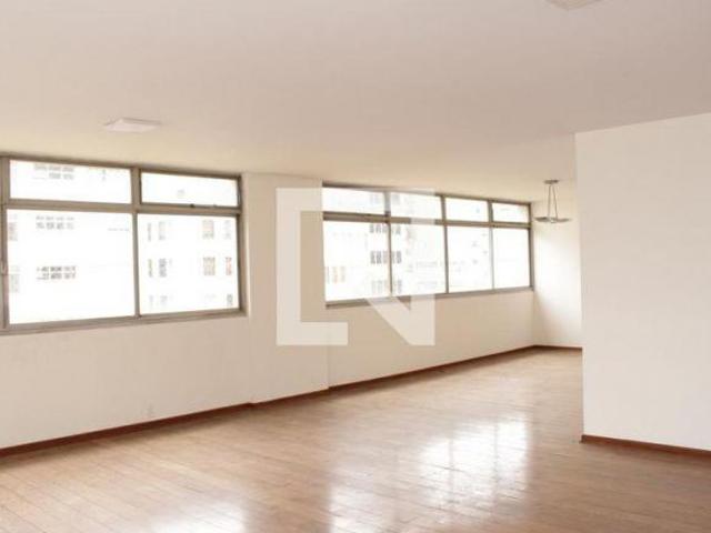Apartamento à Venda Santa Cecília, 3 Quartos, 248 m2