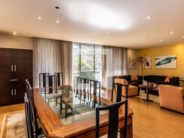 Apartamento à Venda Santa Cecília, 3 Quartos, 260 m2