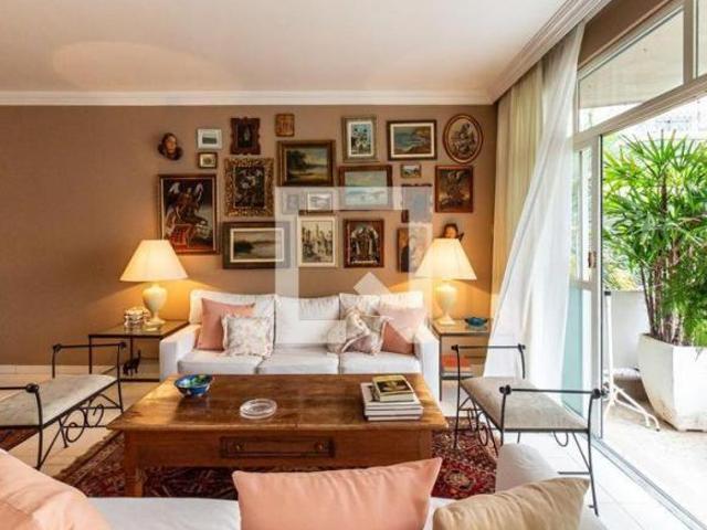 Apartamento à Venda Santa Cecília, 3 Quartos, 209 m2