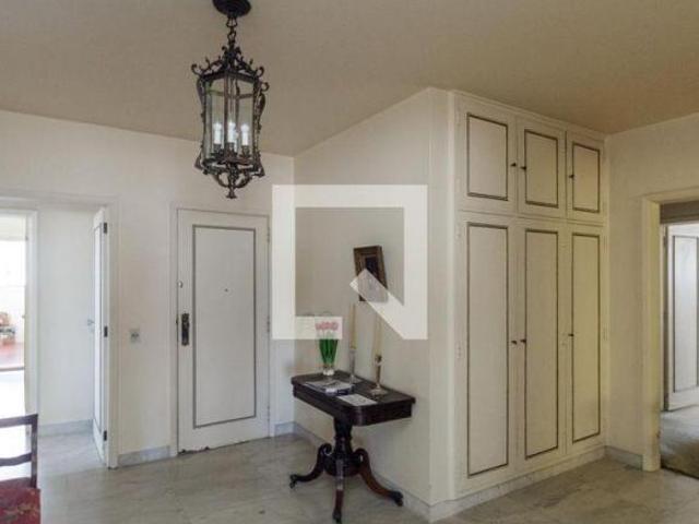 Apartamento à Venda Santa Cecília, 3 Quartos, 230 m2