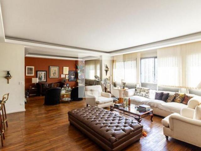 Apartamento à Venda Santa Cecília, 3 Quartos, 234 m2