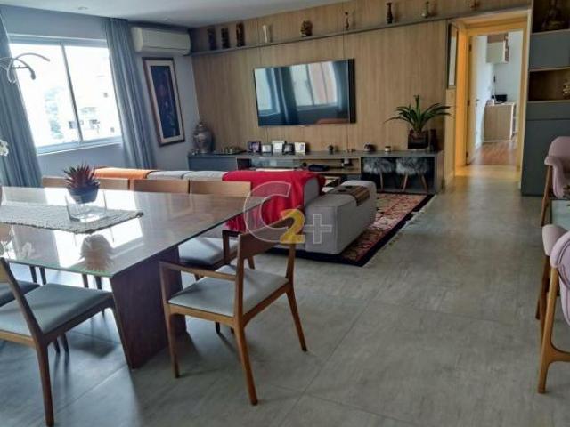 Apartamento à venda Santa Cecília, 3 quartos, 2 suítes, 2 vagas