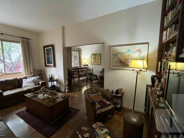 Apartamento à Venda ? Santa Cecília | 145 m²