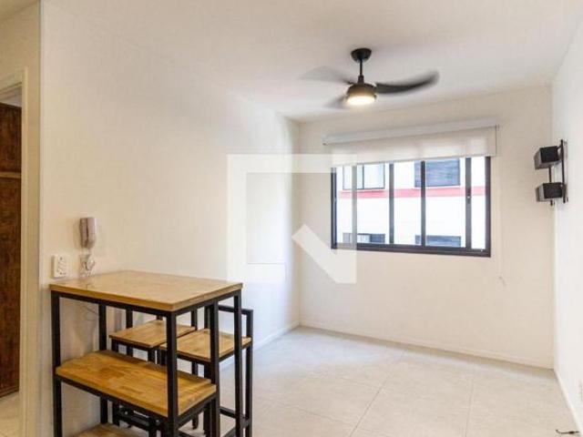 Apartamento à Venda Santa Cecília, 1 Quarto, 28 m2
