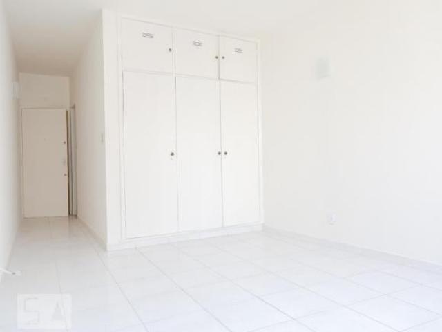 Apartamento à Venda Santa Cecília, 1 Quarto, 29 m2