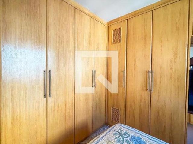Apartamento à Venda Santa Cecília, 1 Quarto, 30 m2