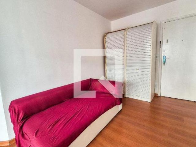 Apartamento à Venda Santa Cecília, 1 Quarto, 30 m2