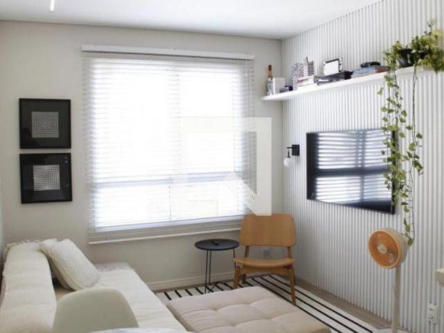 Apartamento à Venda Santa Cecília, 1 Quarto, 30 m2